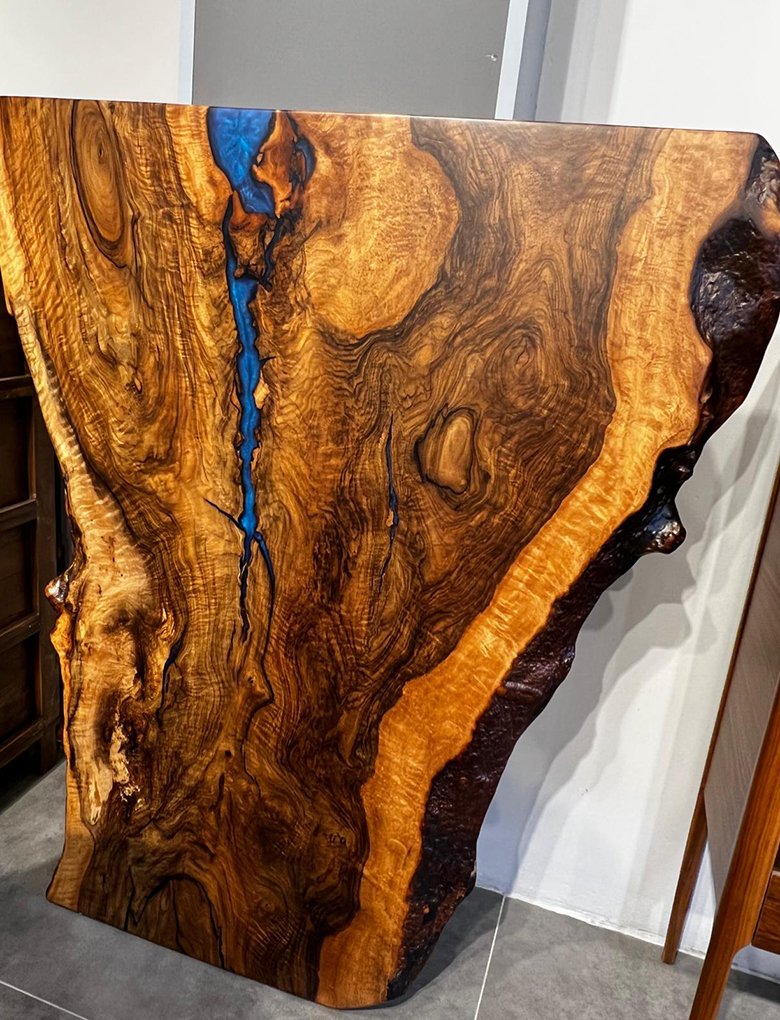 showroom – Epoxy Walnut Tables Manufacturer in Turkey